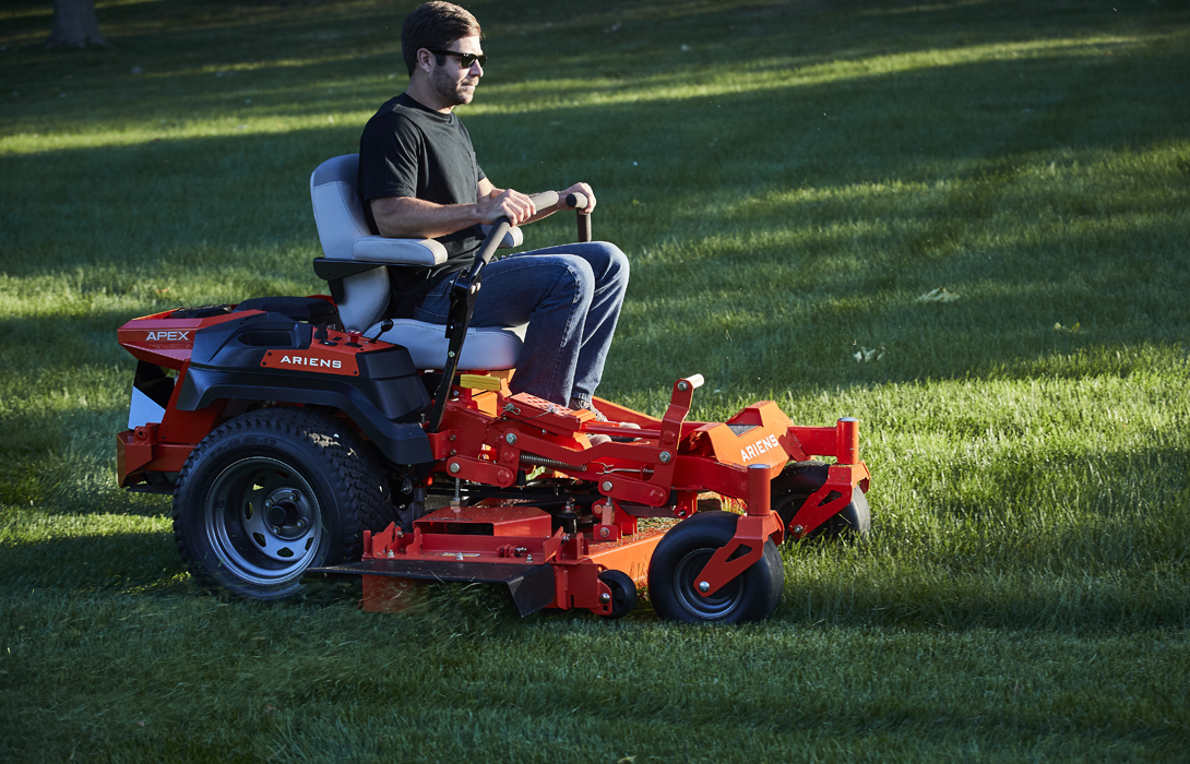 Spaß an der Arbeit – Der Nullwendekreismäher Ariens APEX 48 - DEGA ...
