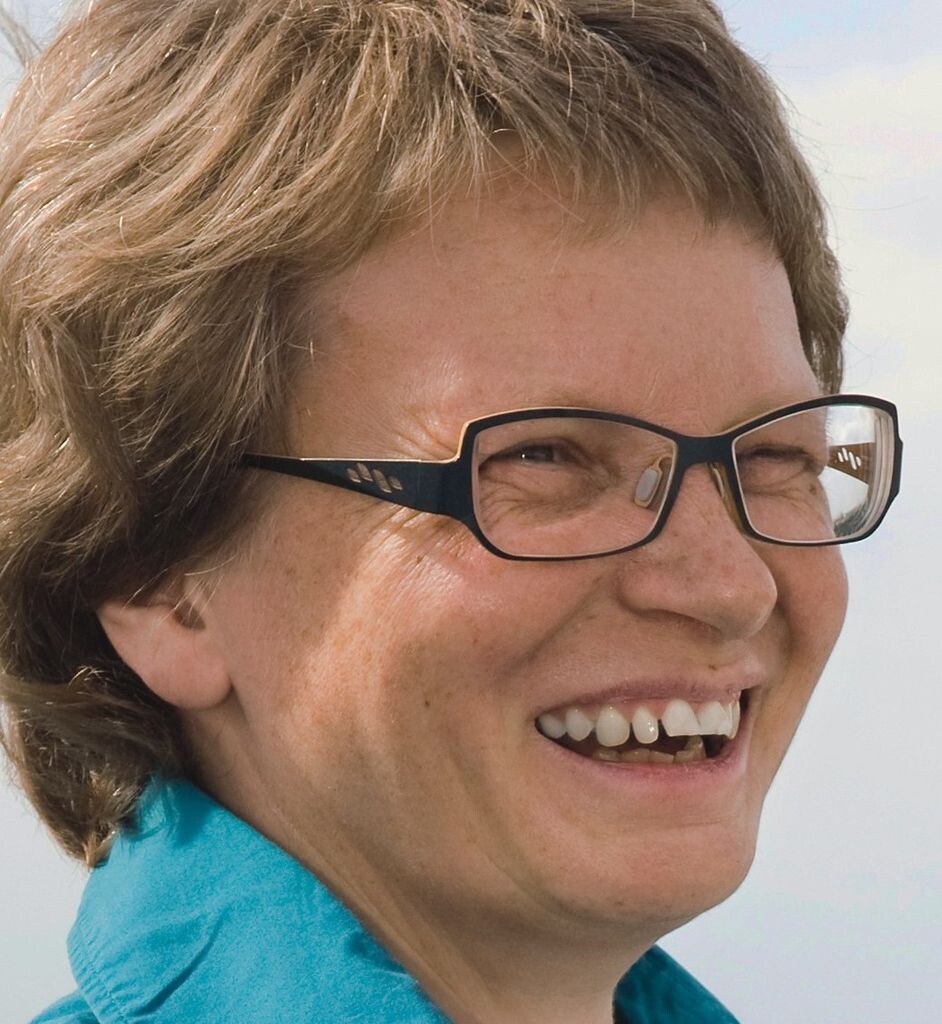 Prof. Dr. Bettina Oppermann - DEGA GALABAU das Magazin für den Garten ...